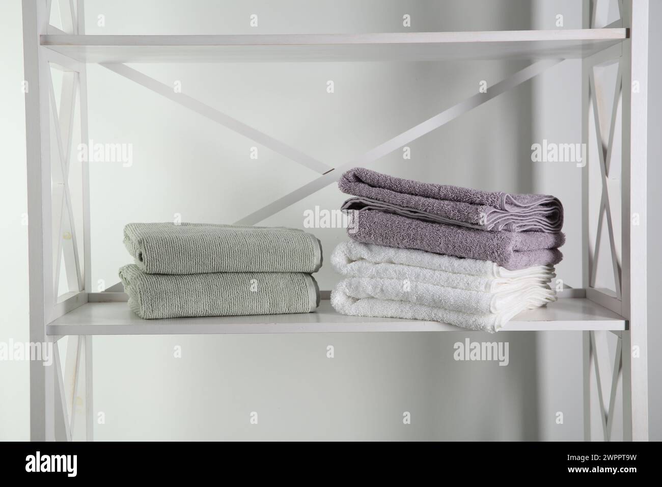 Towels on shelf hi-res stock photography and images - Alamy