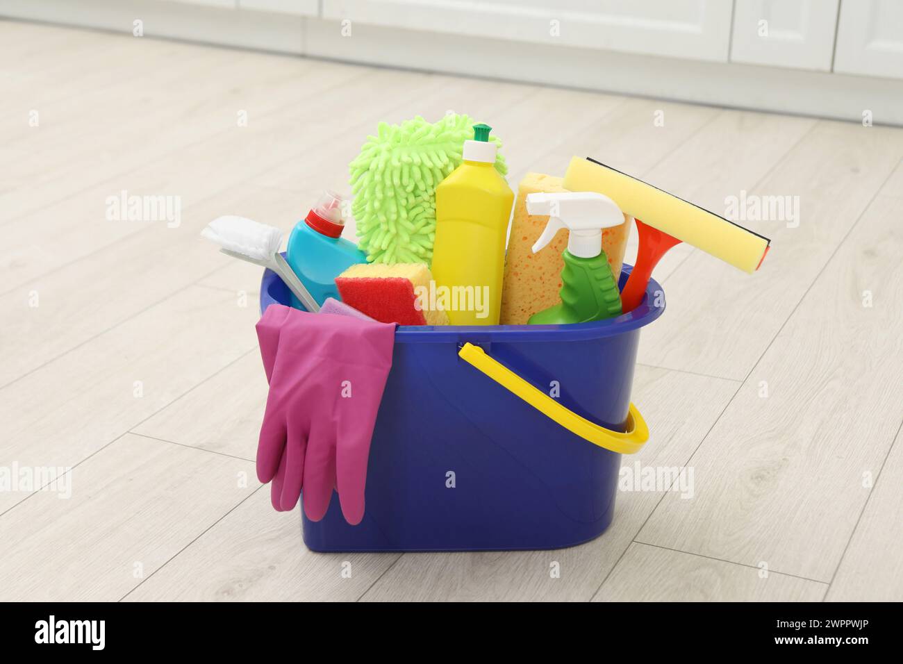 Bucket on floor hi-res stock photography and images - Alamy