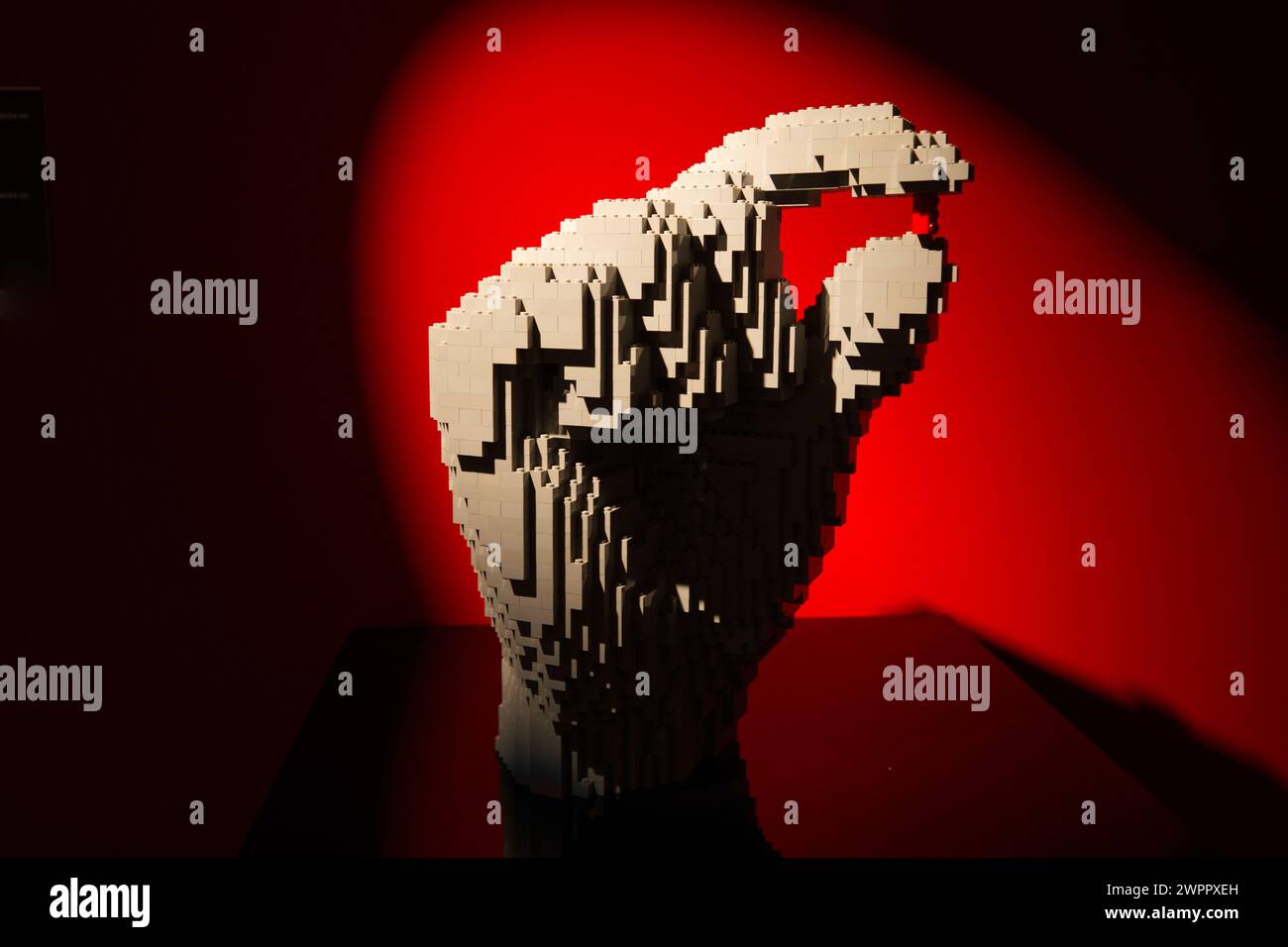 Art of the Brick - London 2024 by Nathan Sawaya Pinching Hand - 1,601 ...