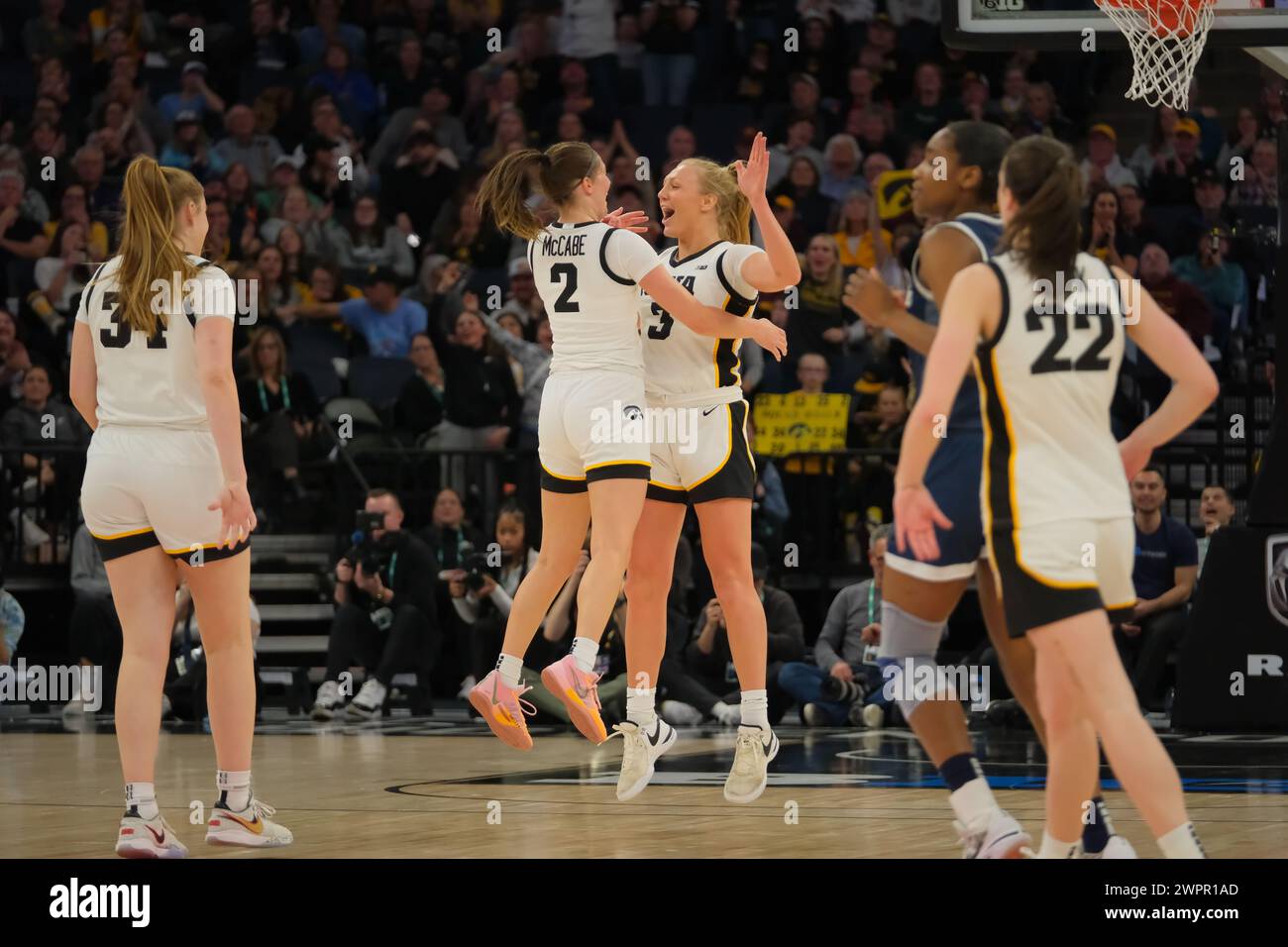 Minneapolis, Minnesota, USA. 8th Mar, 2024. Iowa Hawkeyes guard TAYLOR ...