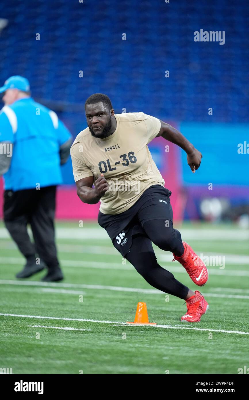 Ohio State Offensive Lineman Matt Jones Runs A Drill At The Nfl