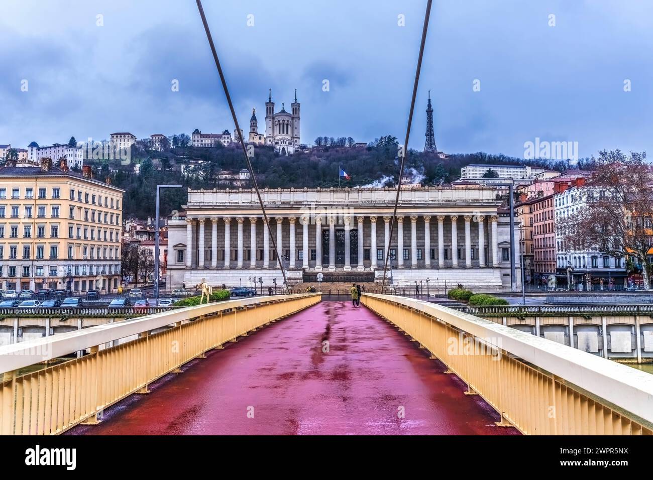 Soane River Reflection Red Pedestrian Bridge Palais du Justice City ...