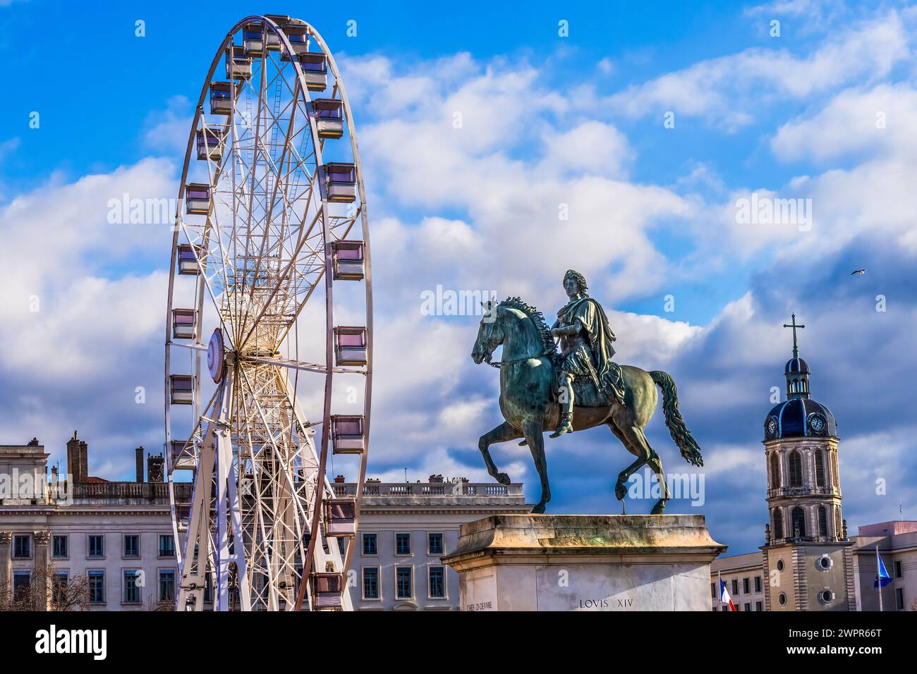 Ferris Wheel Christmas Decoration King Louis XIV Statue Old Charity ...