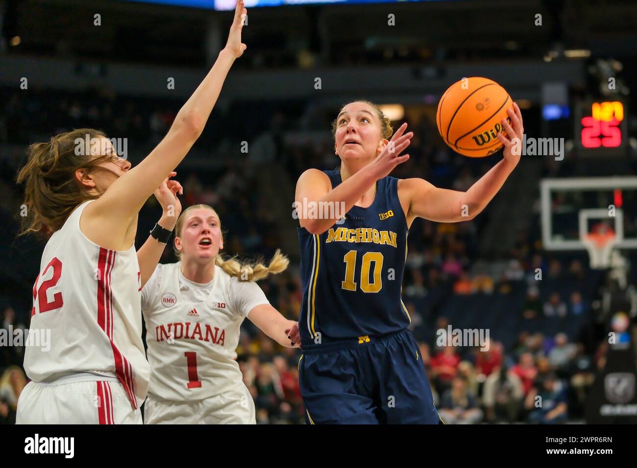 Minneapolis, Minnesota, USA. 8th Mar, 2024. Michigan Wolverines guard ...