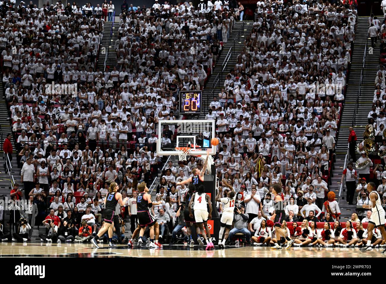 Boise State forward Cam Martin (31) blocks a shot by San Diego State ...