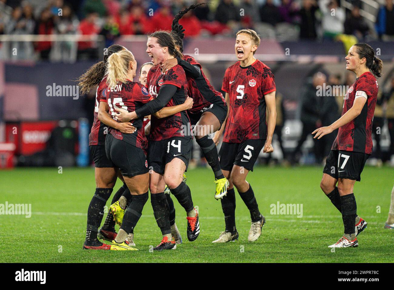 Adriana leon hi-res stock photography and images - Alamy