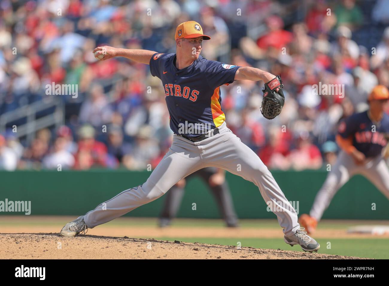 Clearwater, FL: Houston Astros pitcher Drew Strotman (91) delivers a ...