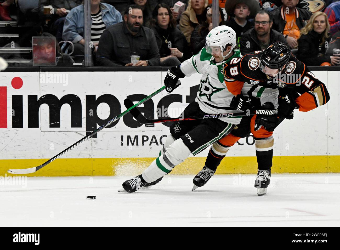 Dallas Stars center Sam Steel (18) vies for the puck against Anaheim ...