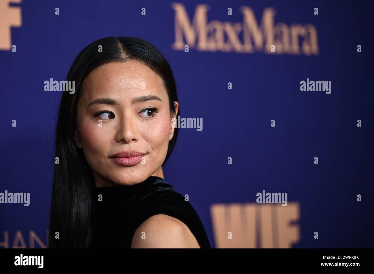 Los Angeles, USA. 08th Mar, 2024. Jamie Chung walking on the red carpet ...