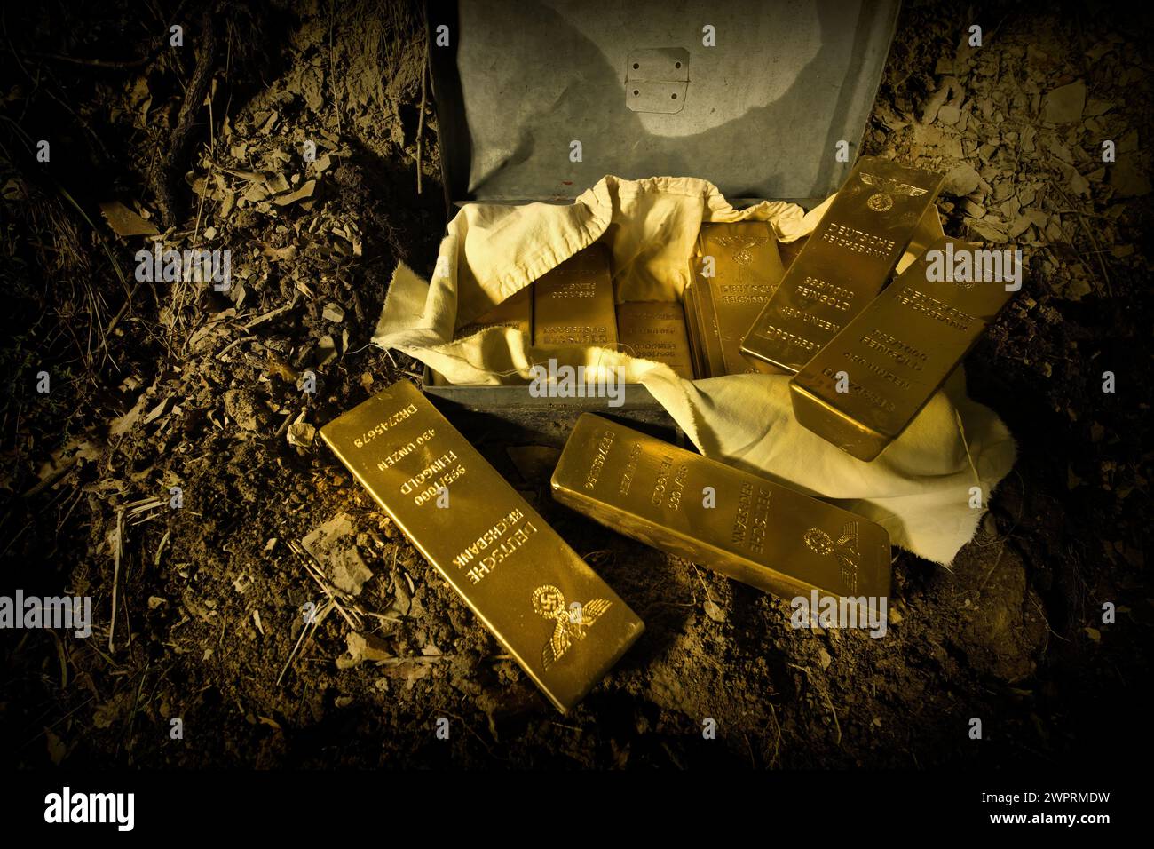 Nazi gold treasure hi-res stock photography and images - Alamy