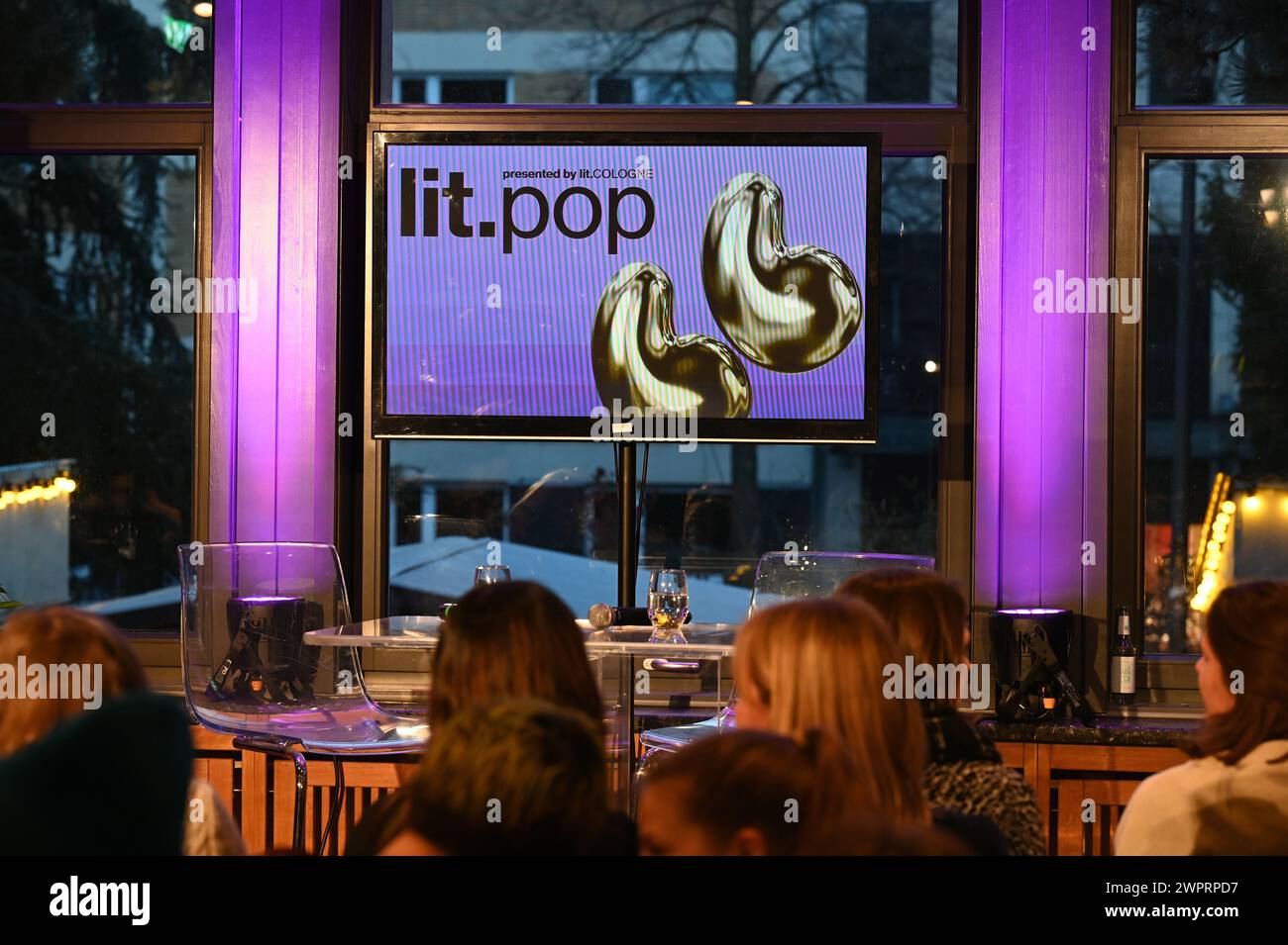 Litpop hi-res stock photography and images - Alamy