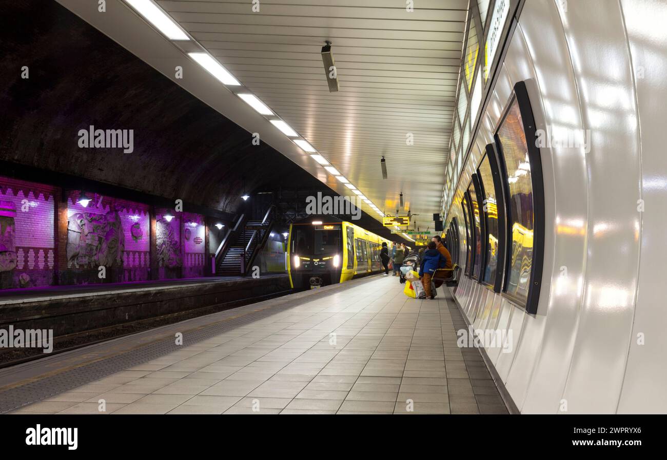 Merseyrail Stadler class 777 electric train 777017 at Liverpool James ...