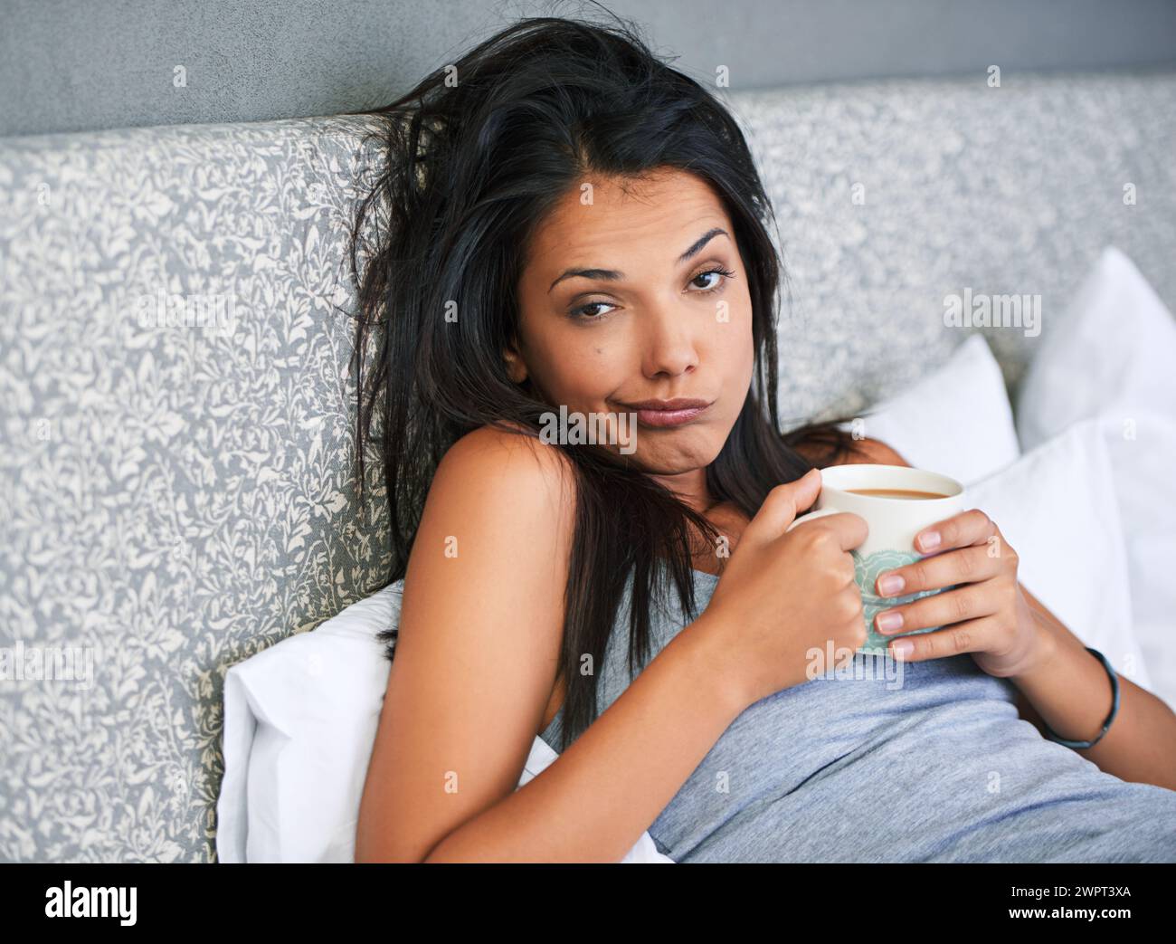 Moody portrait woman sheet hi-res stock photography and images - Alamy