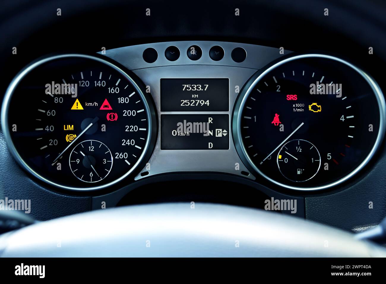 Dashboard car close-up. Car speedometer with illuminated. Screen ...