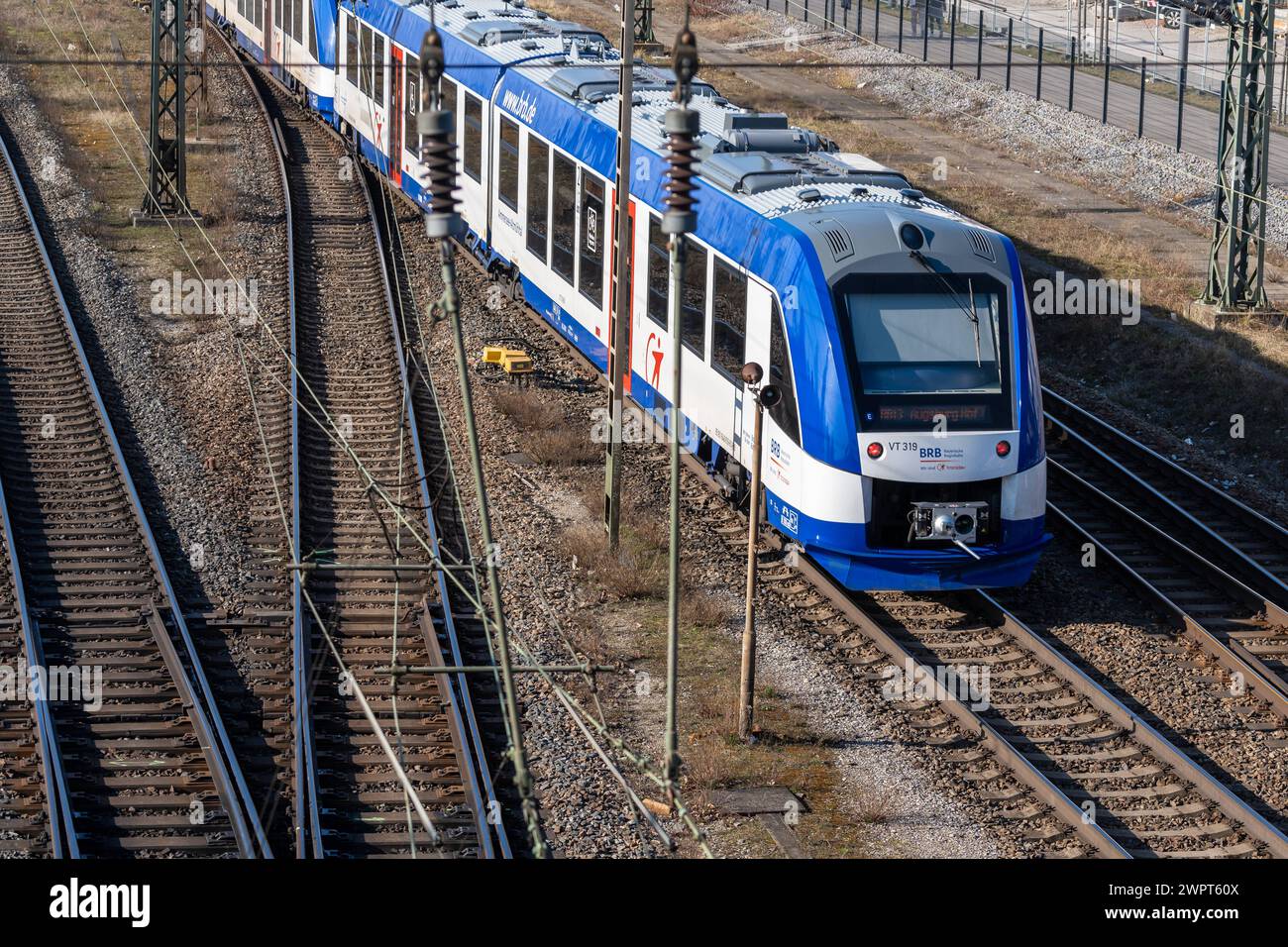 öffentlicheverkehrsmittel hi-res stock photography and images - Alamy