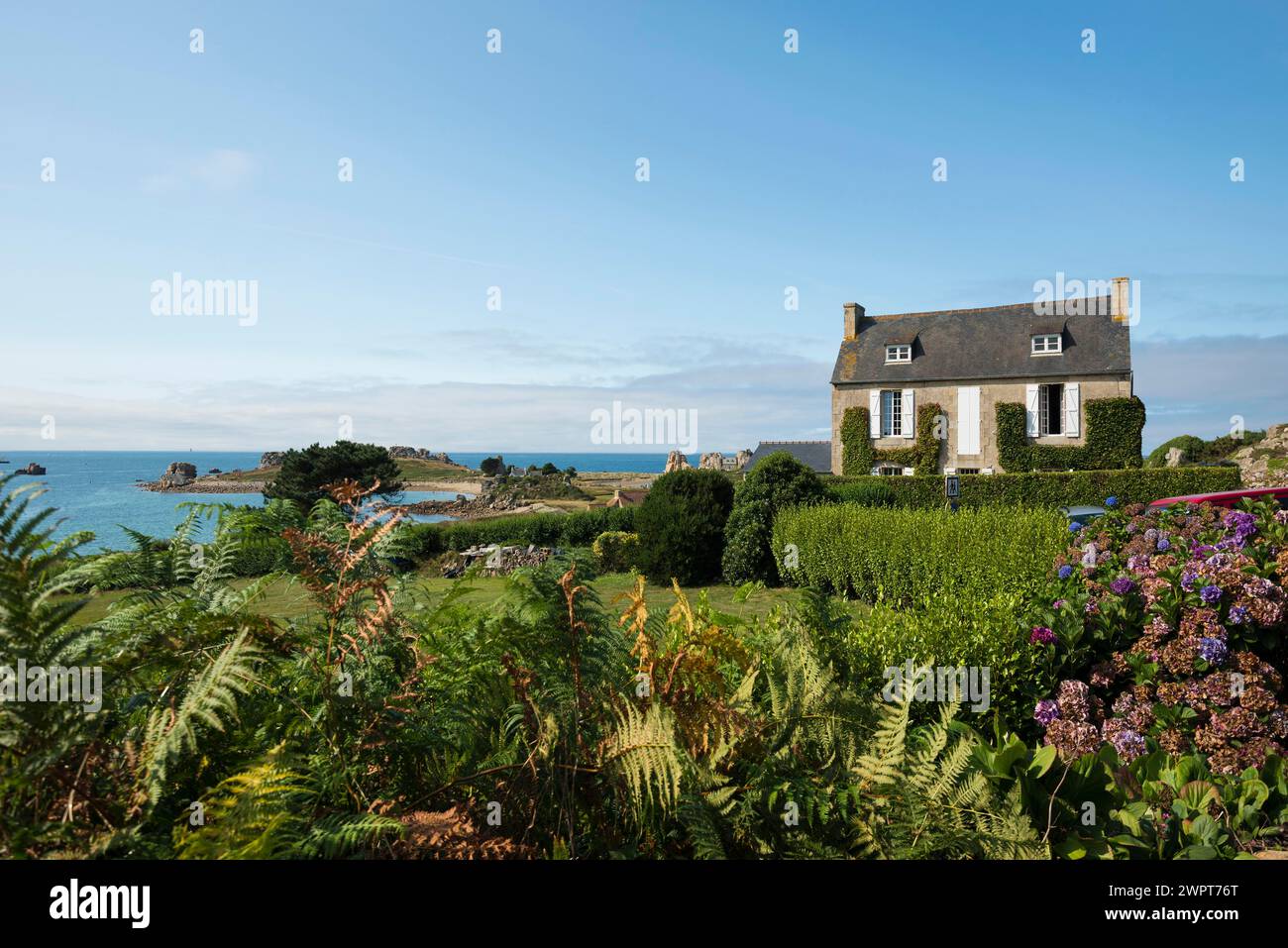 House by the sea, Plougrescant, Cote de Granit Rose, Cotes d'Armor ...