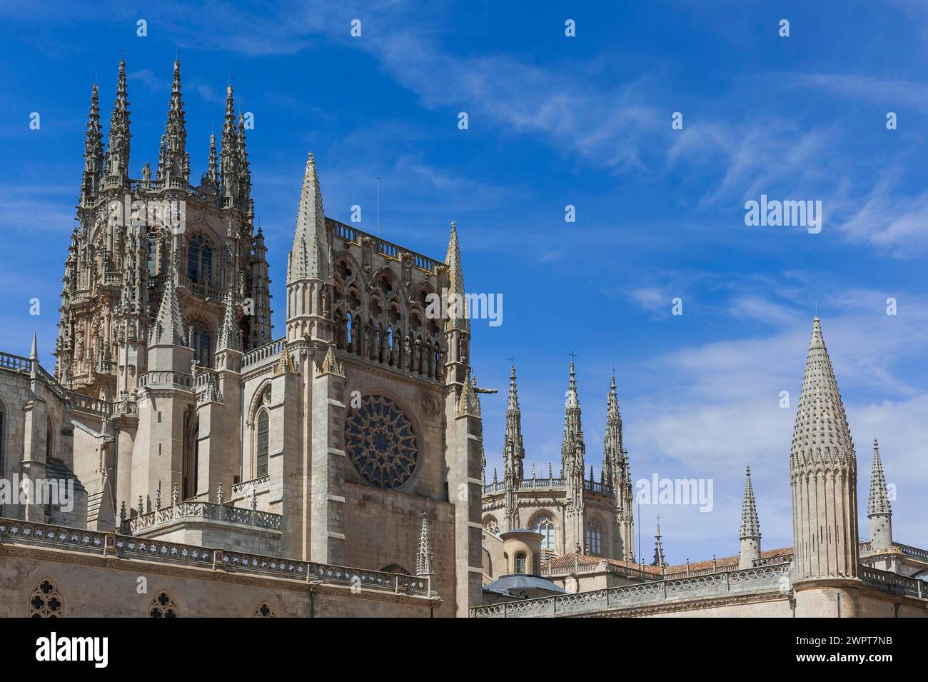 Cathedral of the Virgin Mary, Leon, church, sacred building, building ...