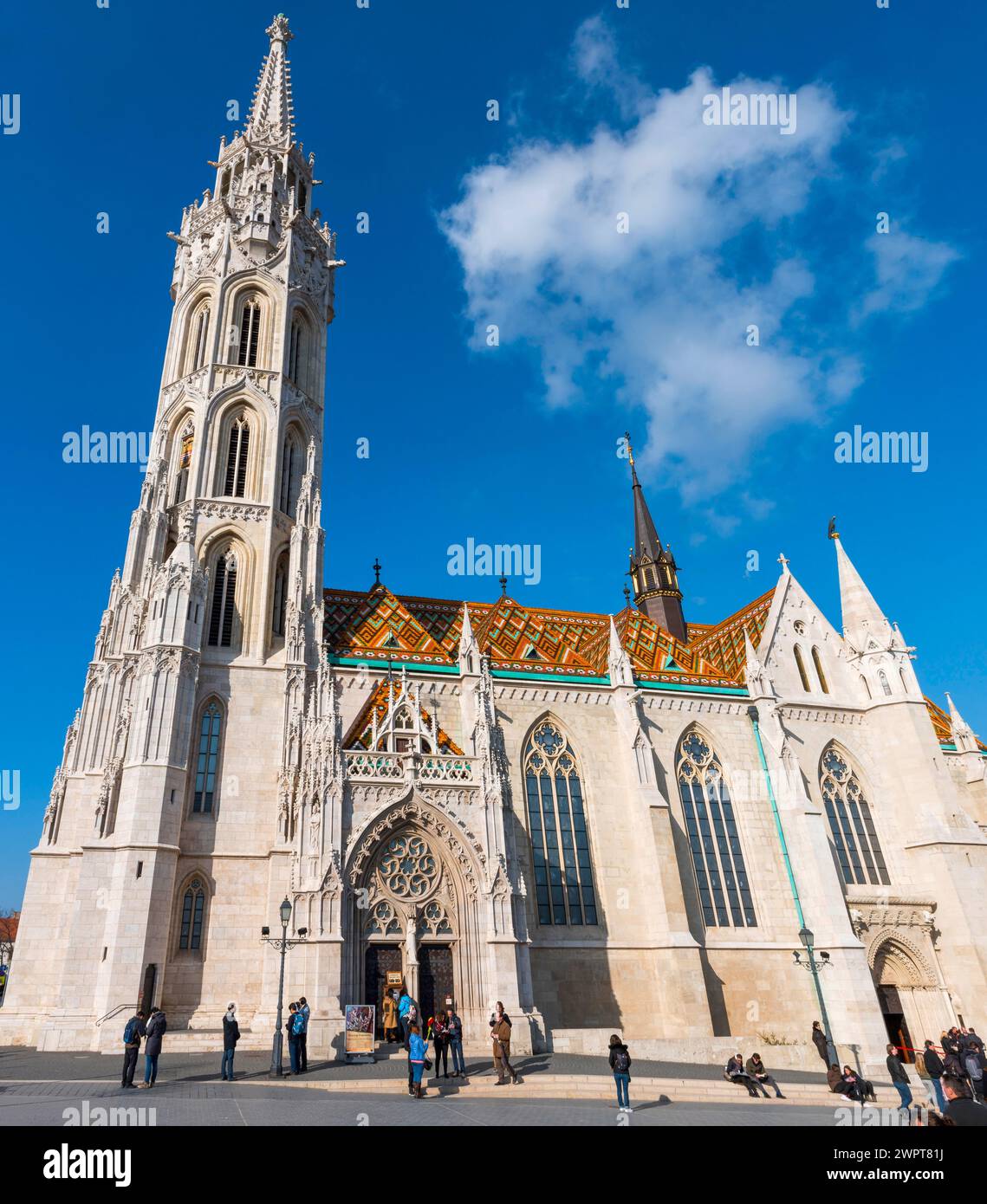 Matthias Church in Fisherman's Bastion, Trinity Square, city trip ...