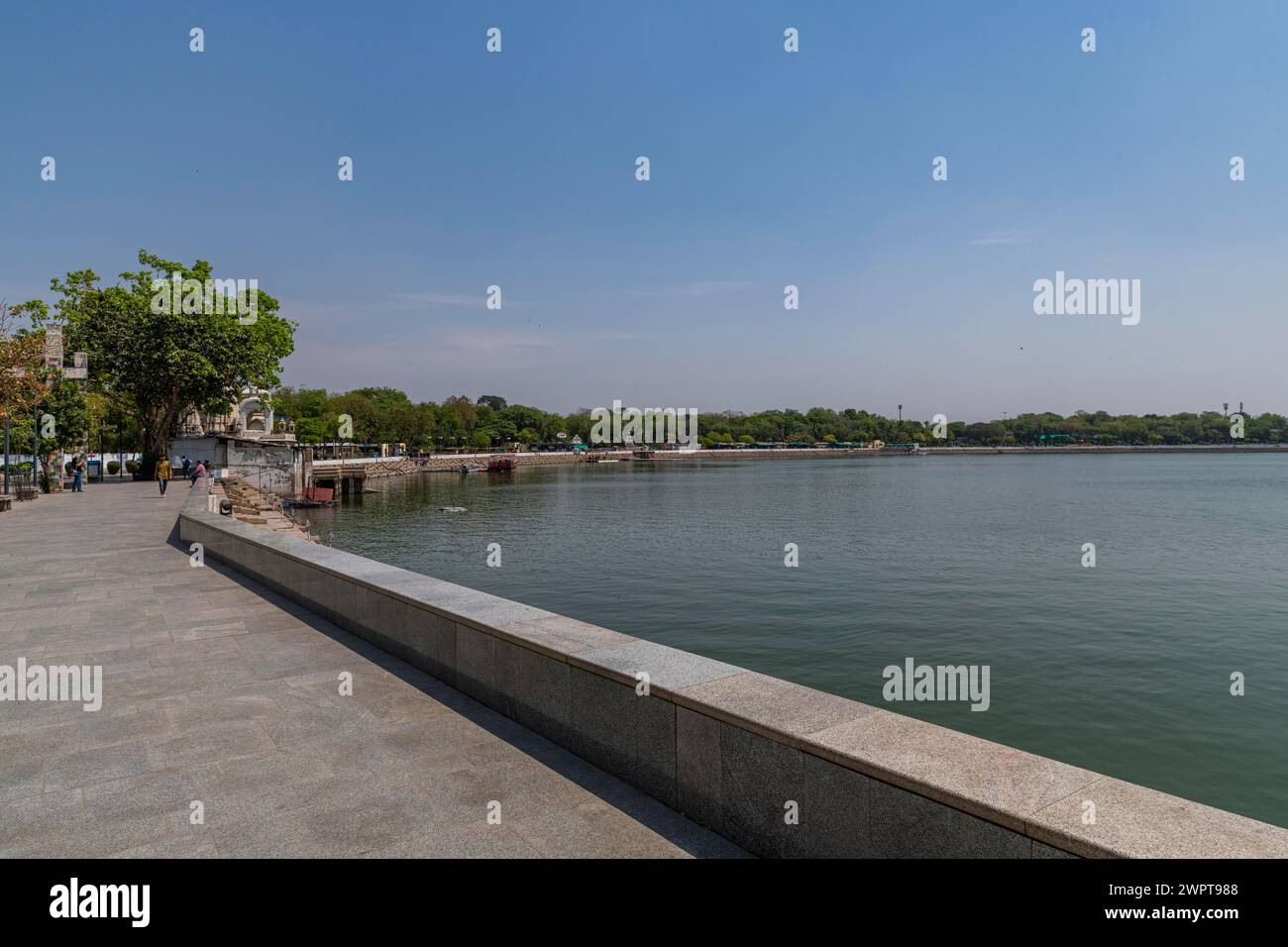 Kankaria lake, Unesco site, Ahmedabad, Gujarat, India Stock Photo - Alamy