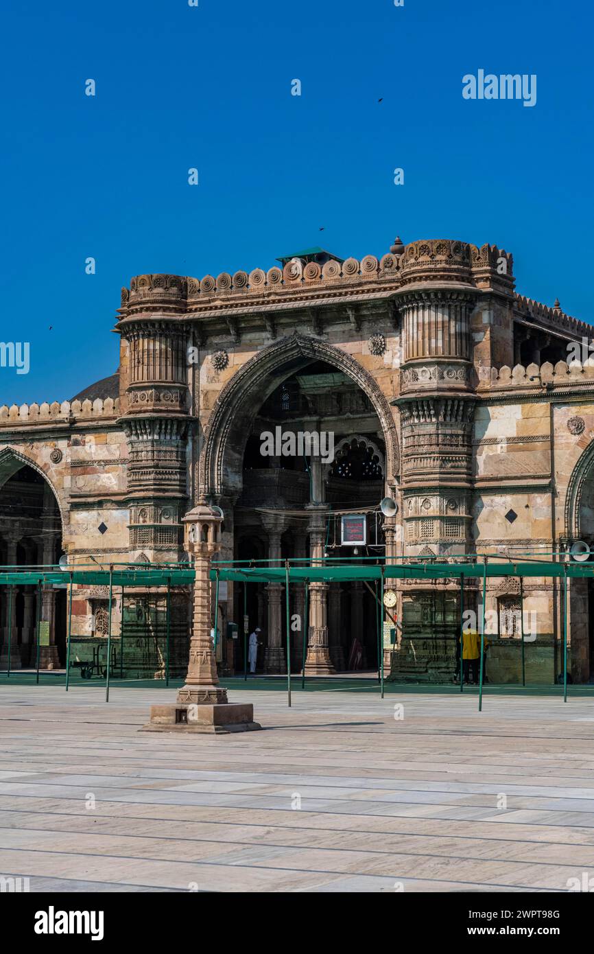 Gujarat mosque hi-res stock photography and images - Alamy