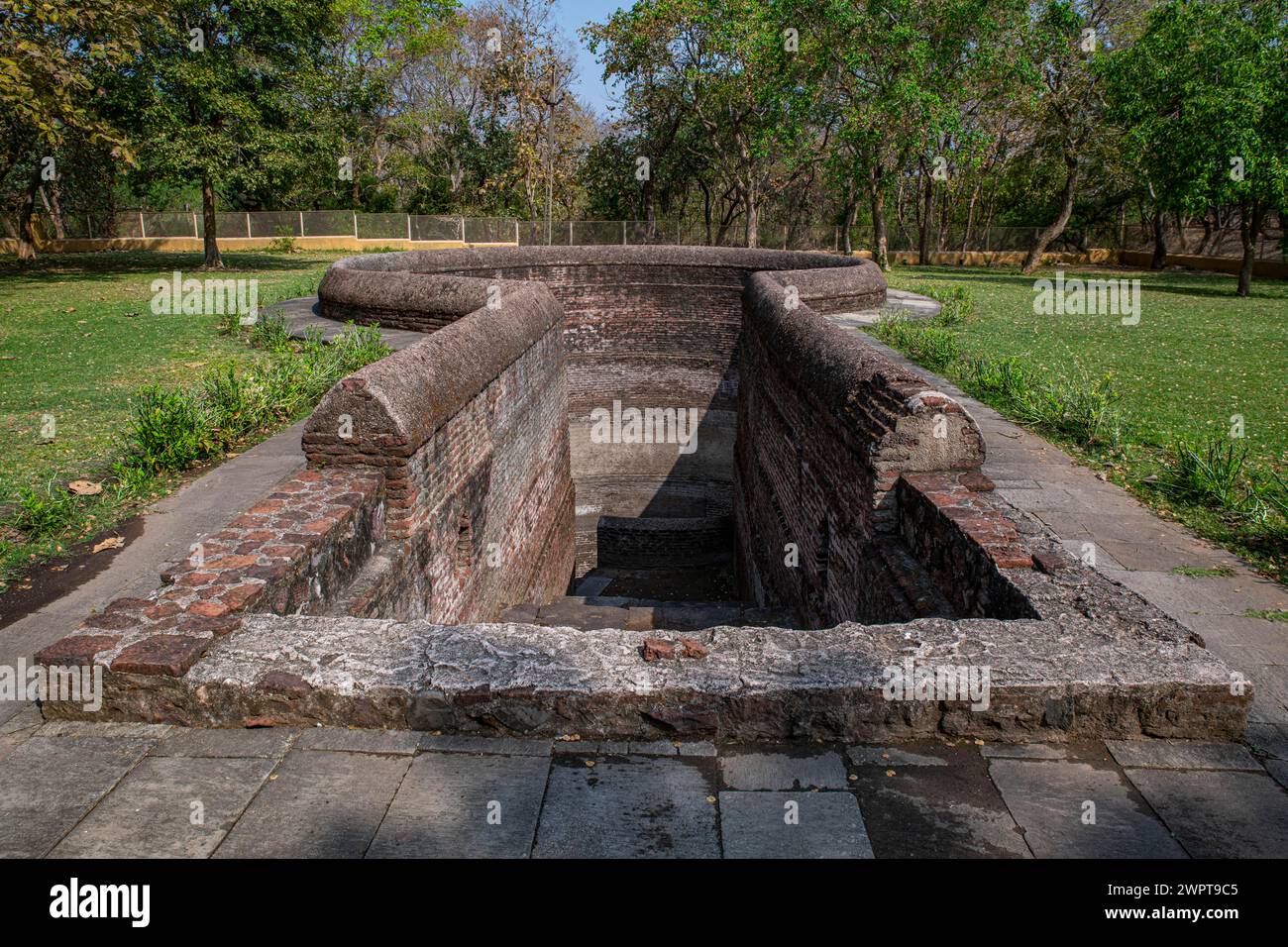 Helical Stepwell, Unesco site Champaner-Pavagadh Archaeological Park ...