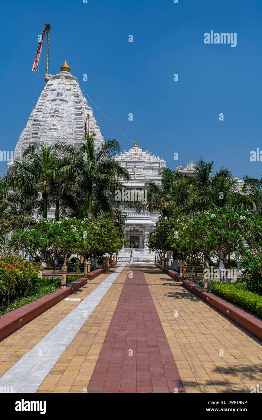Marble build Dharamshala Manilaxmi Tirth Jain temple, Gujarat, India ...