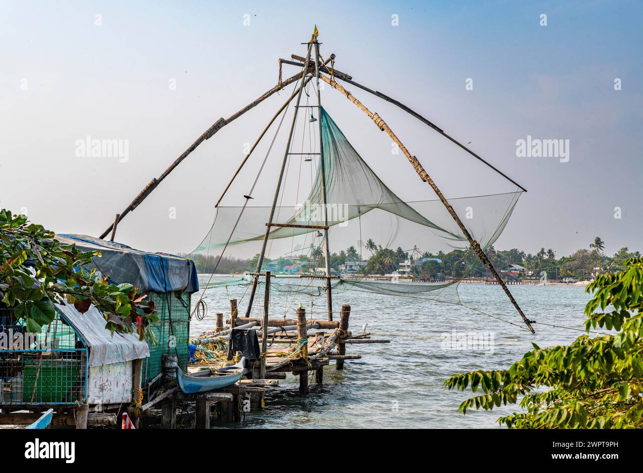 Chinese Fishing nets, Kochi, Kerala, India Stock Photo - Alamy