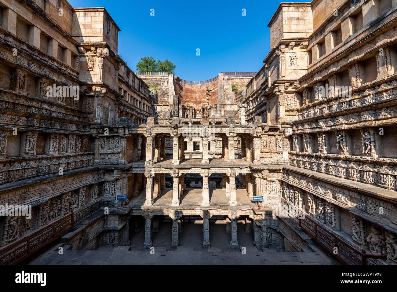 Unesco site, Rani Ki Vav, The Queen's Stepwell, Patan, Gujarat, India ...