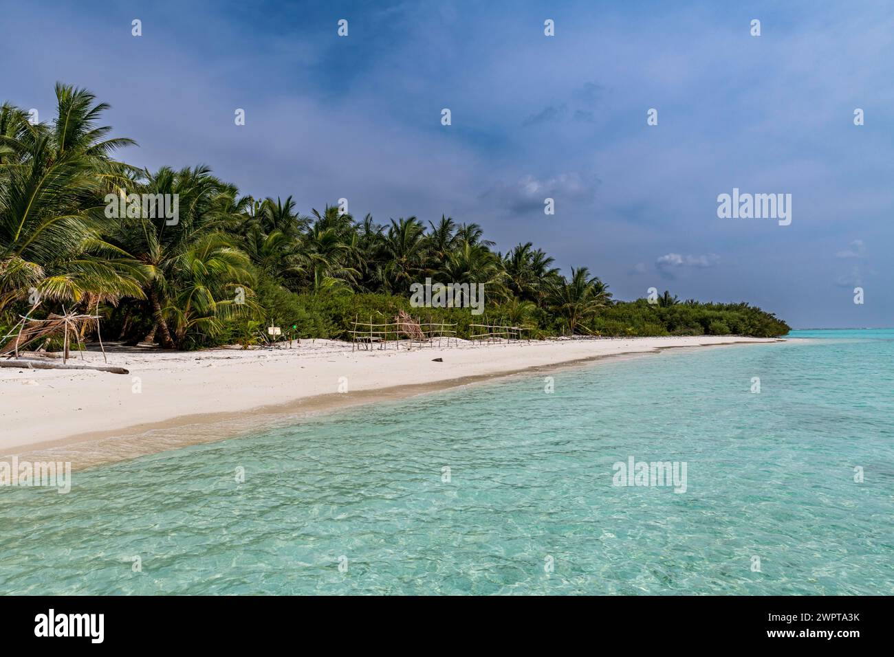 White sand beach, Parli 1 island, Lakshadweep archipelago, Union ...