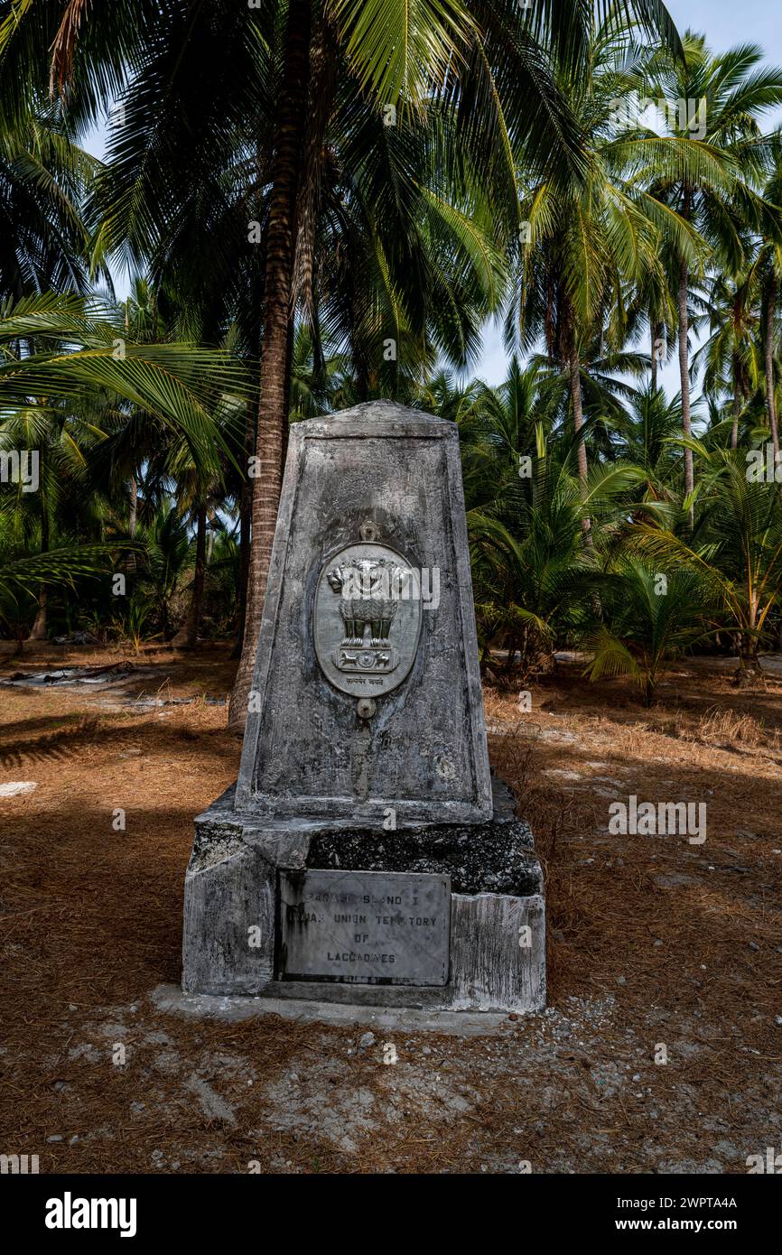 Memorial stone, Parli 1 island, Lakshadweep archipelago, Union ...