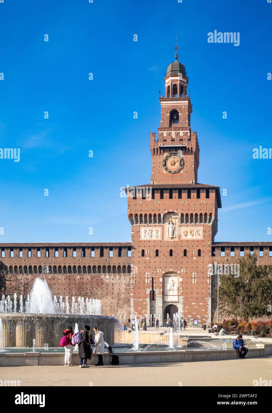 Milan clock tower hi-res stock photography and images - Alamy