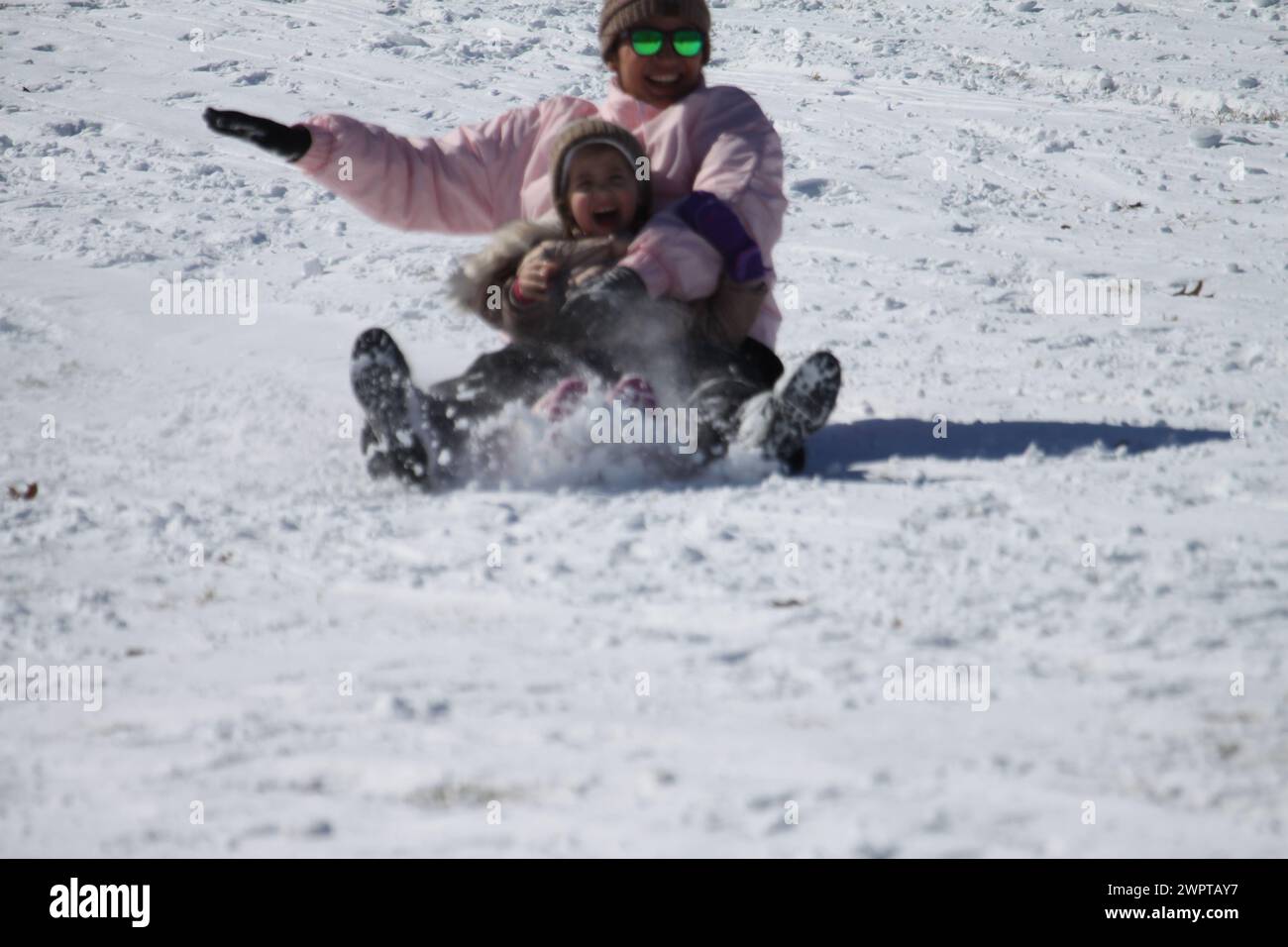 Sledding at Forest Park first large measurable snow in St. Louis ...