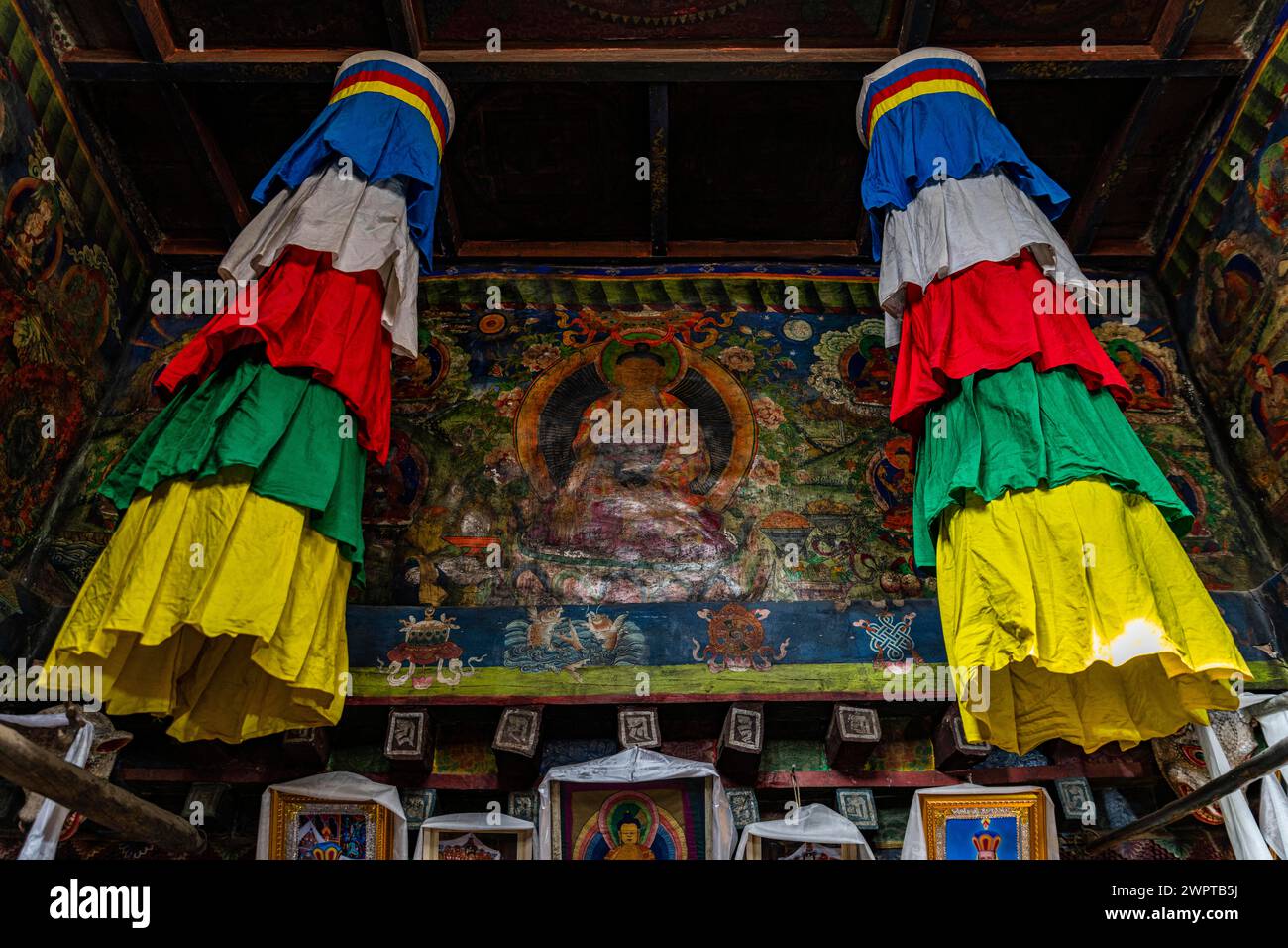 Tibetan buddhist monastery nepal hi-res stock photography and images ...