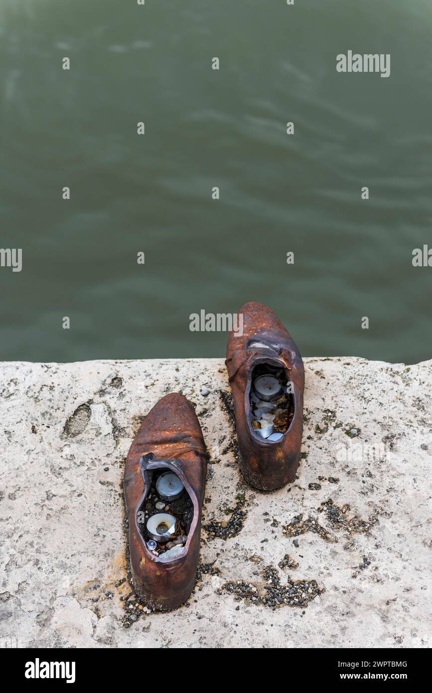 Holocaust memorial on the east bank of the Danube, shoes, memorial, war ...