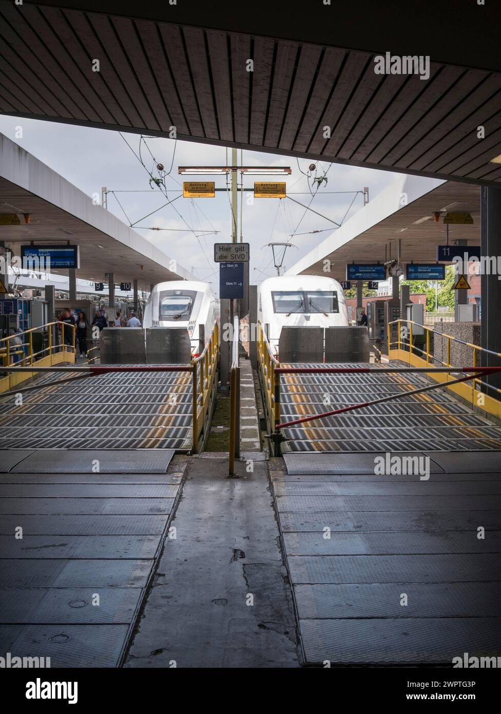 ICE, railway, station, motorail train, ramp, long-distance trains ...