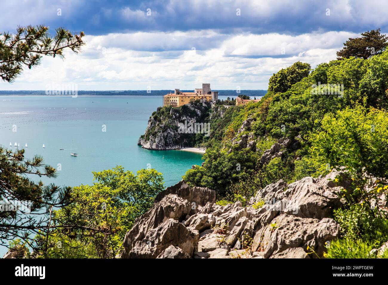 Rilke Trail with Duino Castle, hiking trail from Duino to Sistiana ...