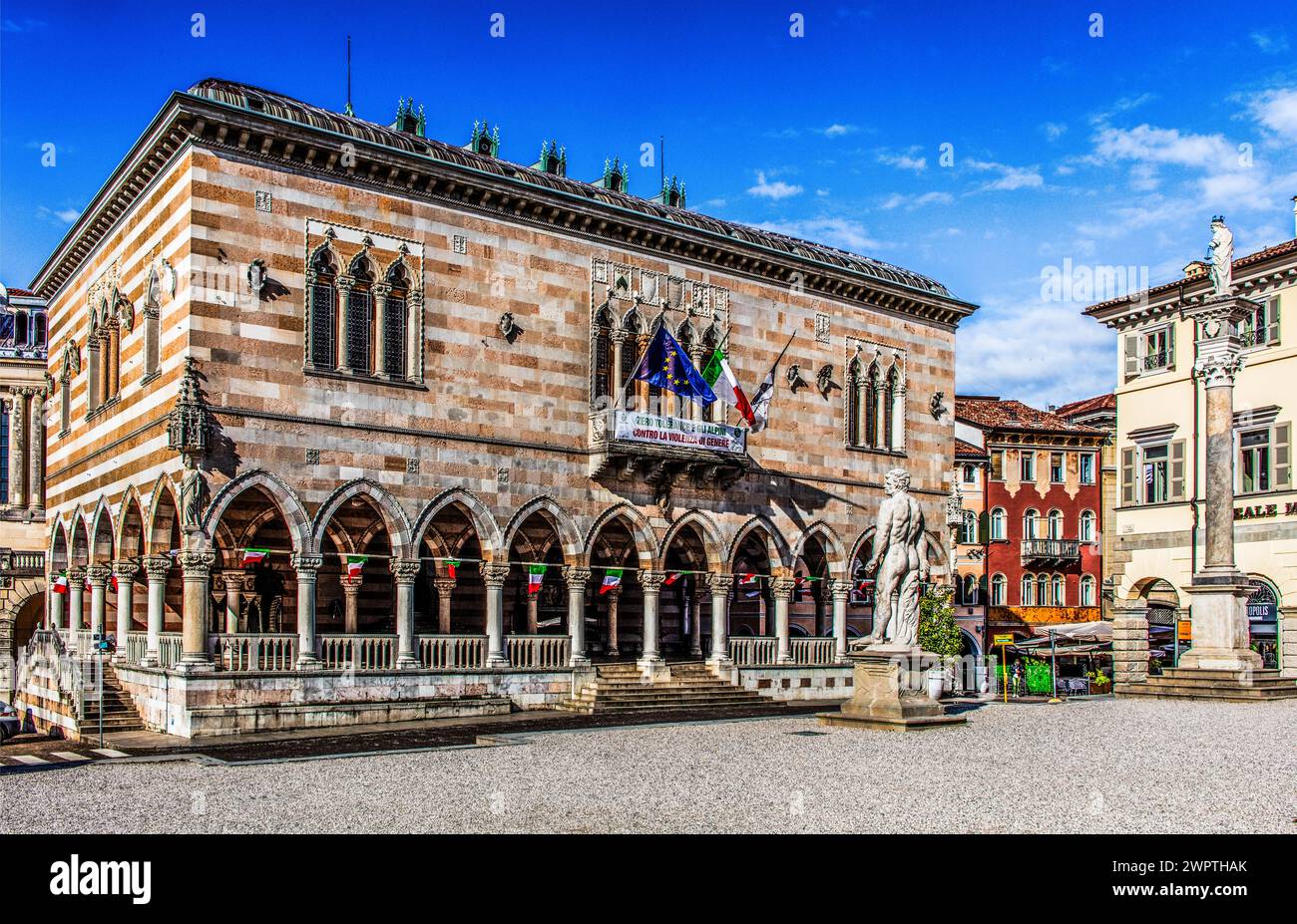White and pink striped Loggia del Lionello in the finest Venetian ...