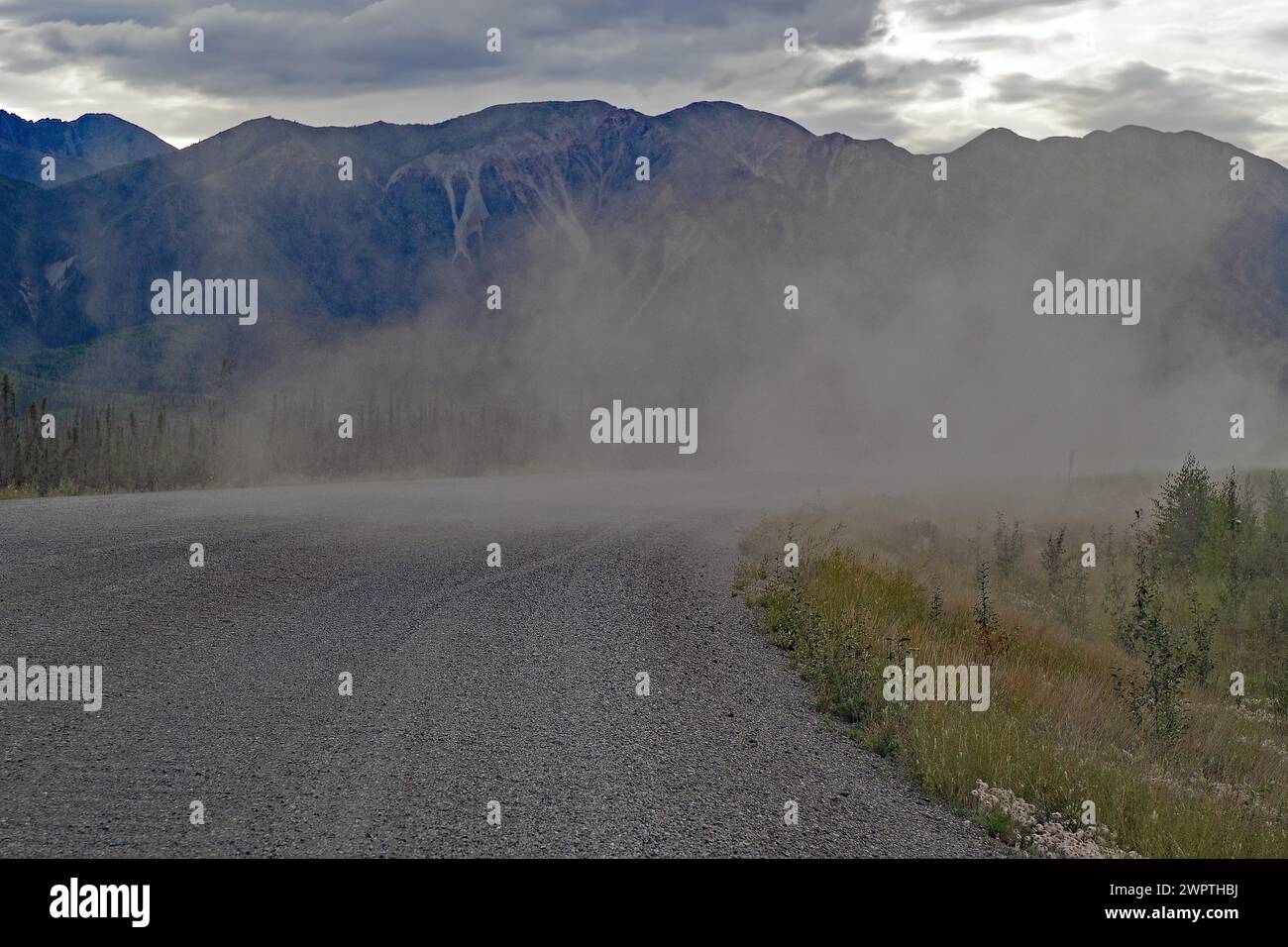 Dust trail hi-res stock photography and images - Alamy