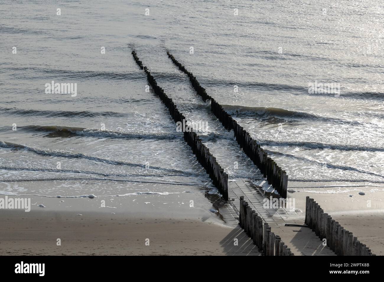 Groyne structure hi-res stock photography and images - Alamy