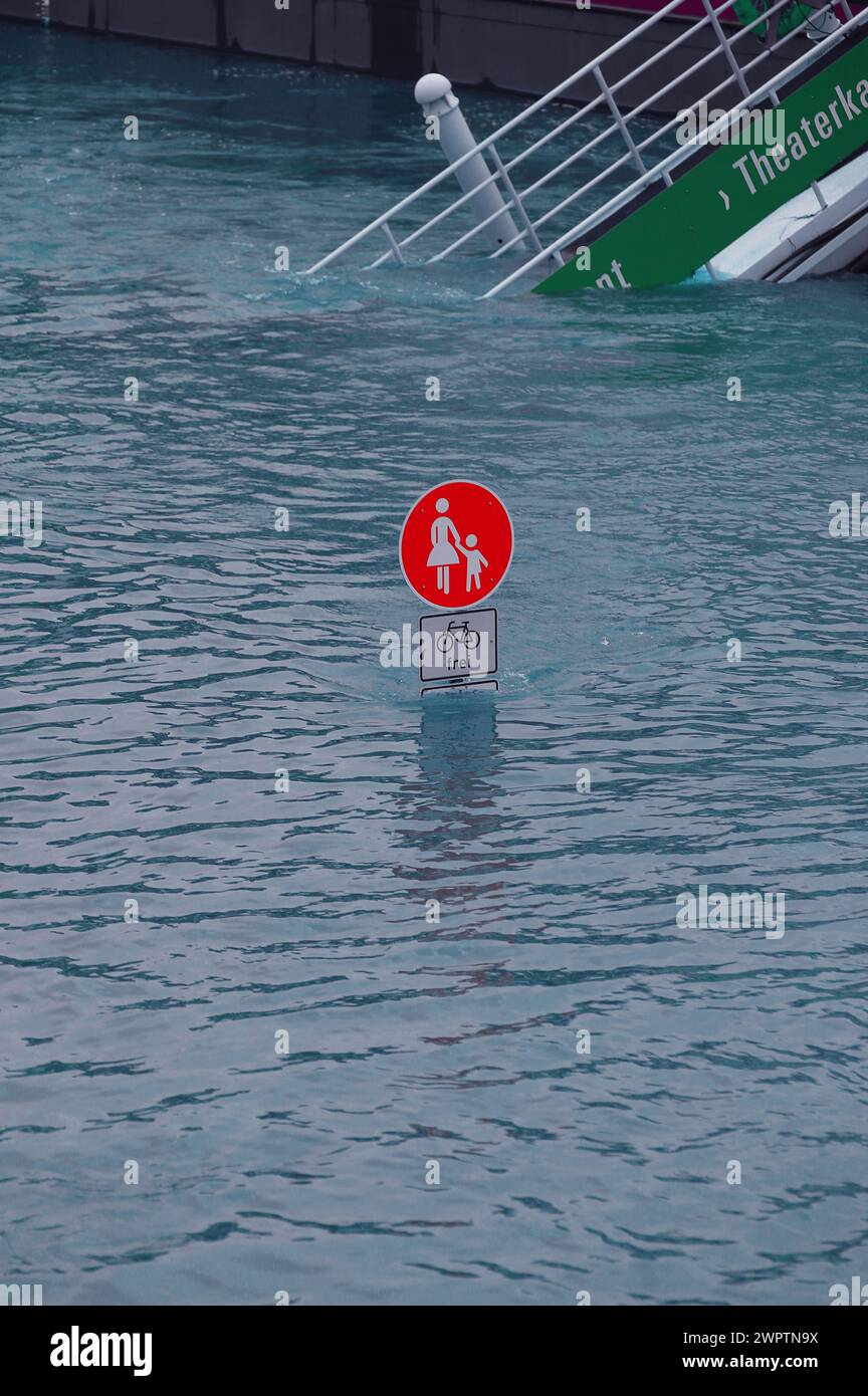 Hochwasser elbe hi-res stock photography and images - Alamy