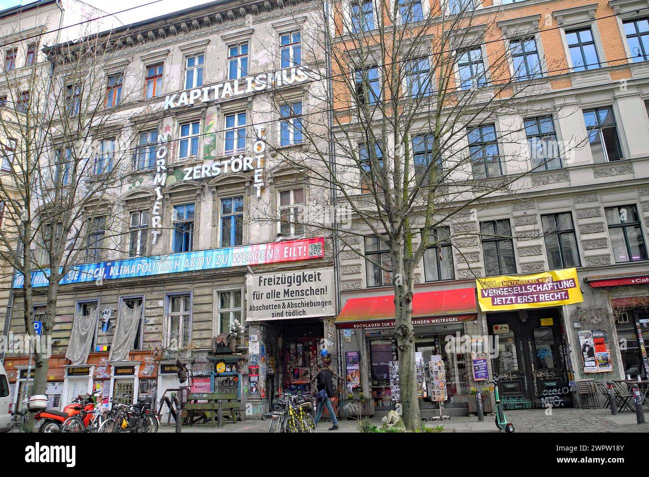 Die Nummer 86 Das Tuntenhaus nach 30 Jahren Erstbesetzung droht das Aus, Haus soll verkauft ...