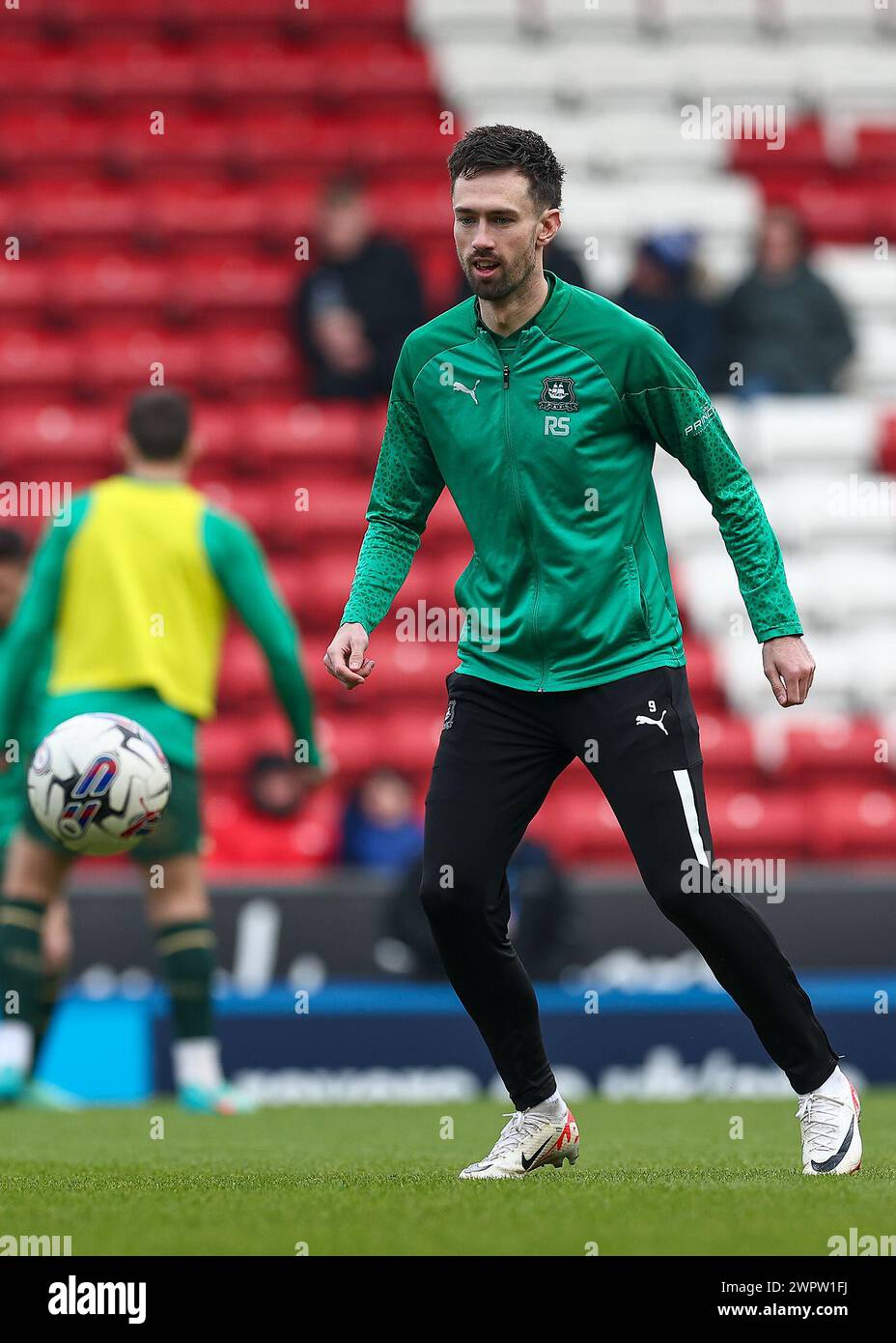 Ryan Hardie of Plymouth Argyle warming up during the Sky Bet ...