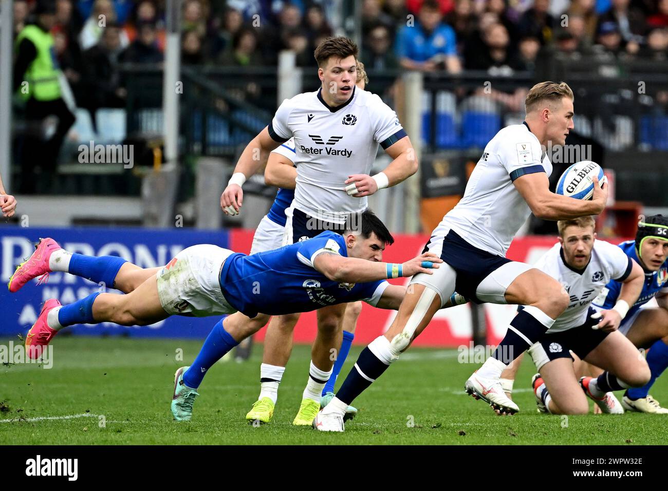 Rome, Italia. 09th Mar, 2024. Tommaso Menoncello of Italy and Duhan van ...