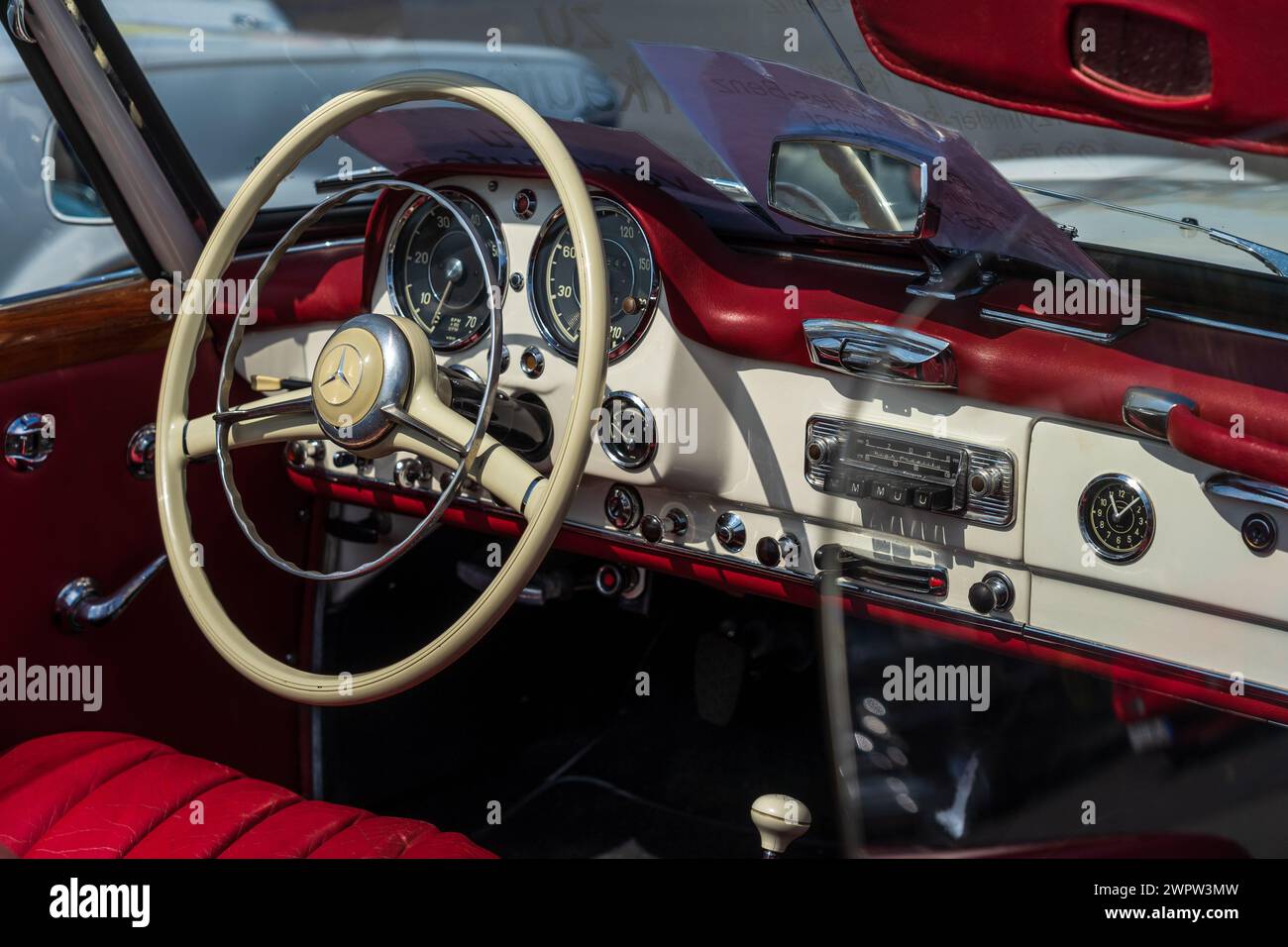 LINTHE, GERMANY - MAY 27, 2023: The interior of sports car Mercedes ...