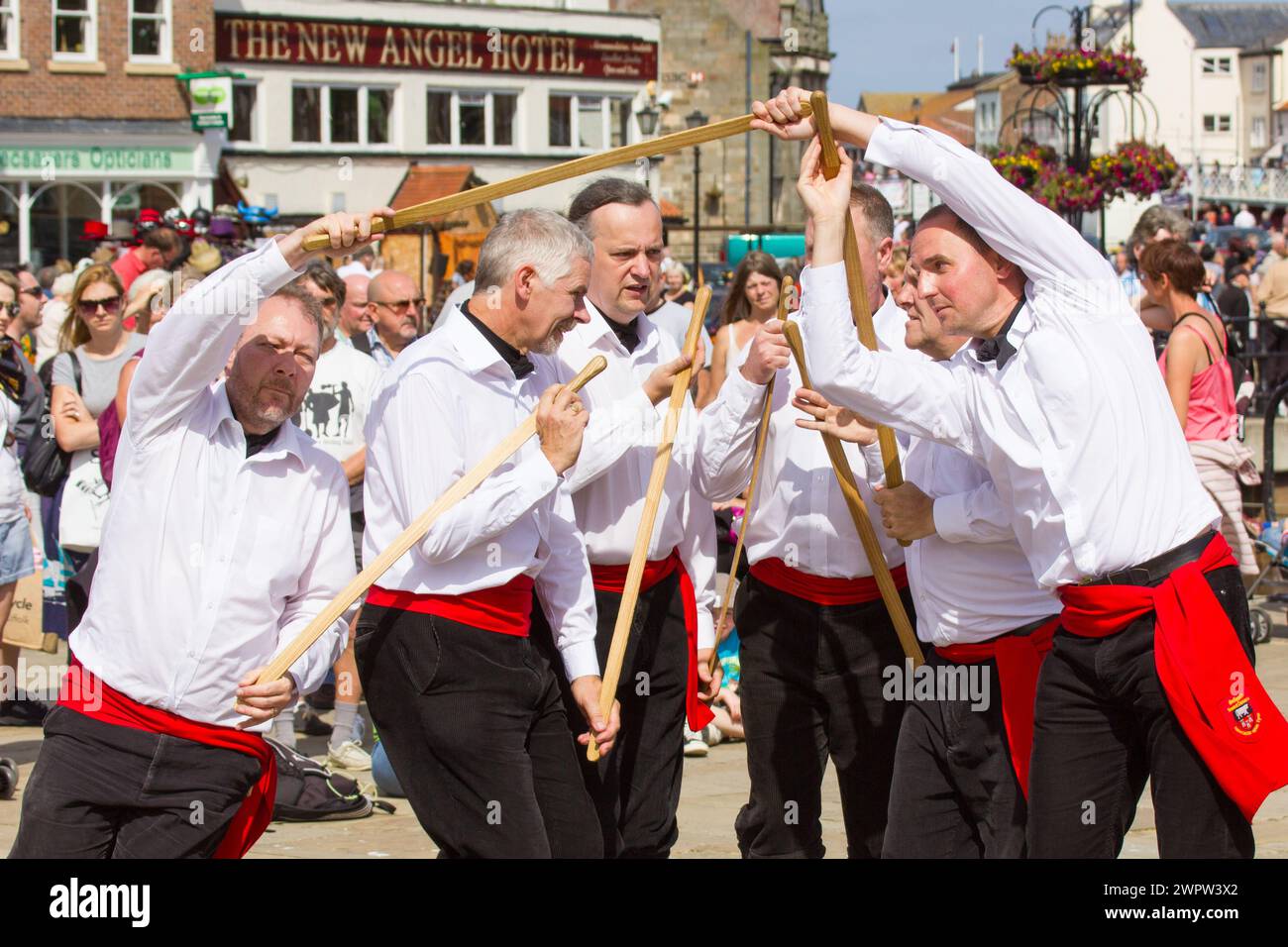 Sallyport rapper dancers at Whitby Folk Week Stock Photo - Alamy