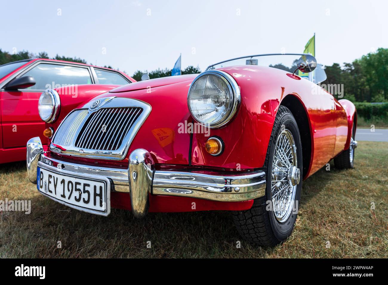 Mga sports car hi-res stock photography and images - Alamy
