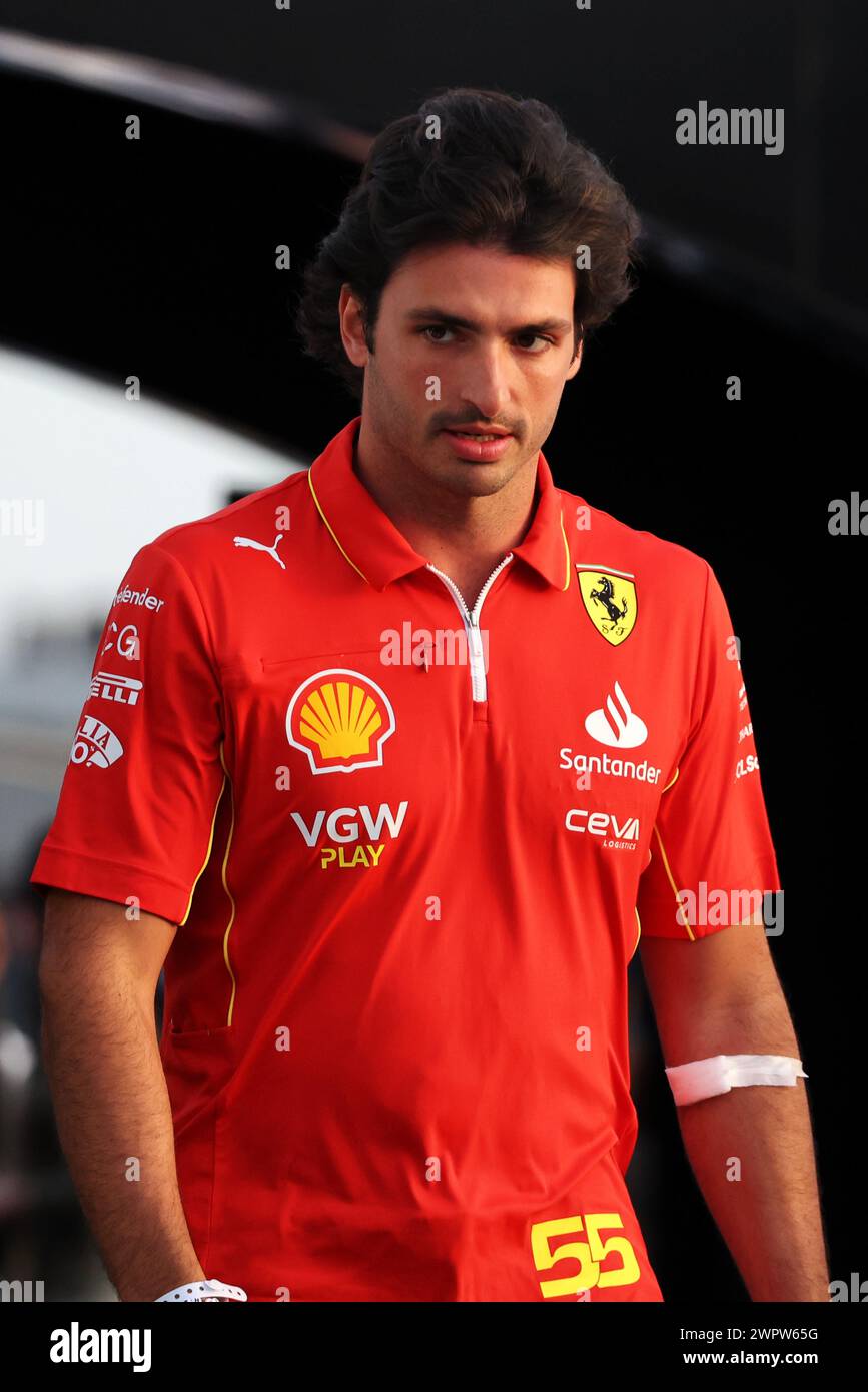 Paddock carlos sainz jr hi-res stock photography and images - Alamy