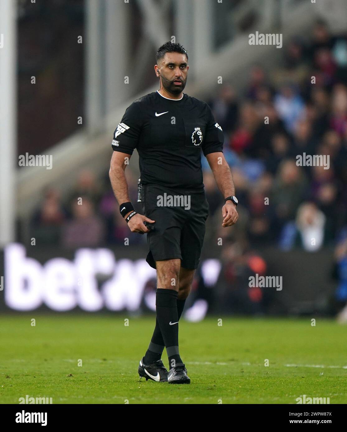 Referee Sunny Gill during the Premier League match at Selhurst Park ...