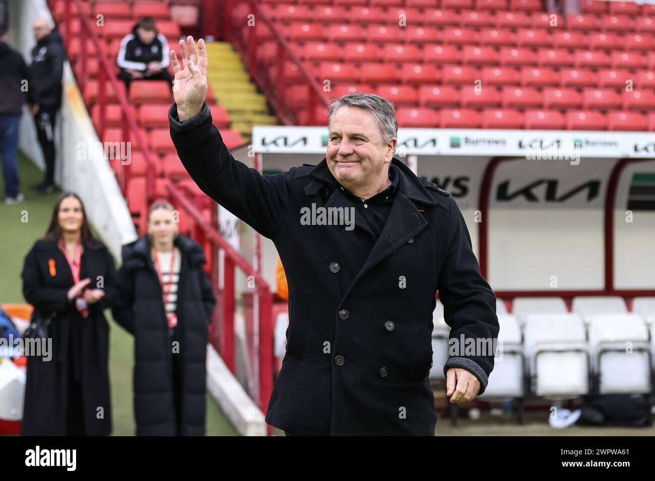 John hendrie hi-res stock photography and images - Alamy
