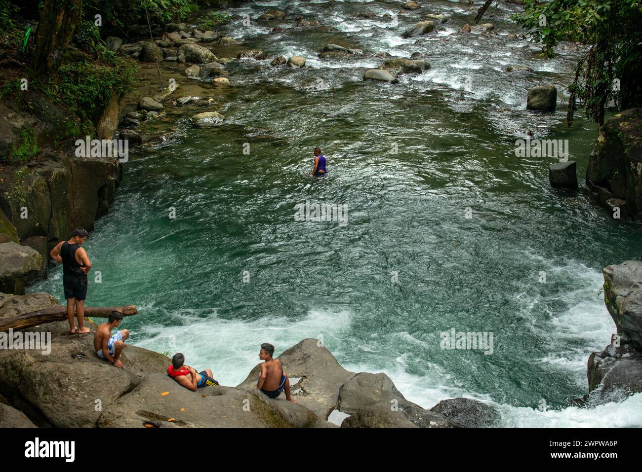Waterfall at Rio de La Fortuna, Costa Rica. Rainforest, La Fortuna ...